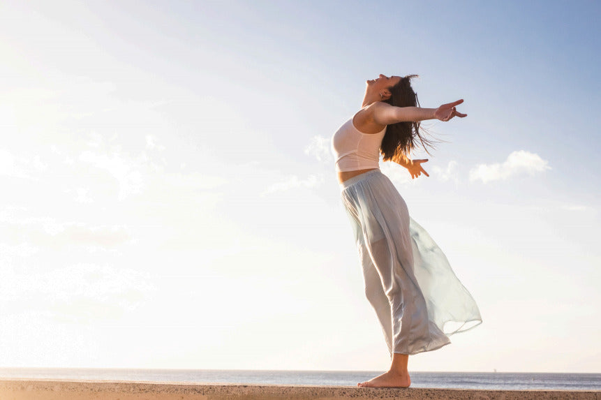 ¿Qué va antes el protector solar o la crema hidratante? - LICO Cosmetics